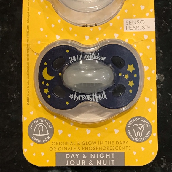 Medela | Accessories | Medela Baby Set Of 4 Pacifiers 68 Months Day ...